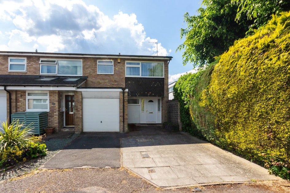 The Park, Redbourn, AL3 7LR | Ashtons